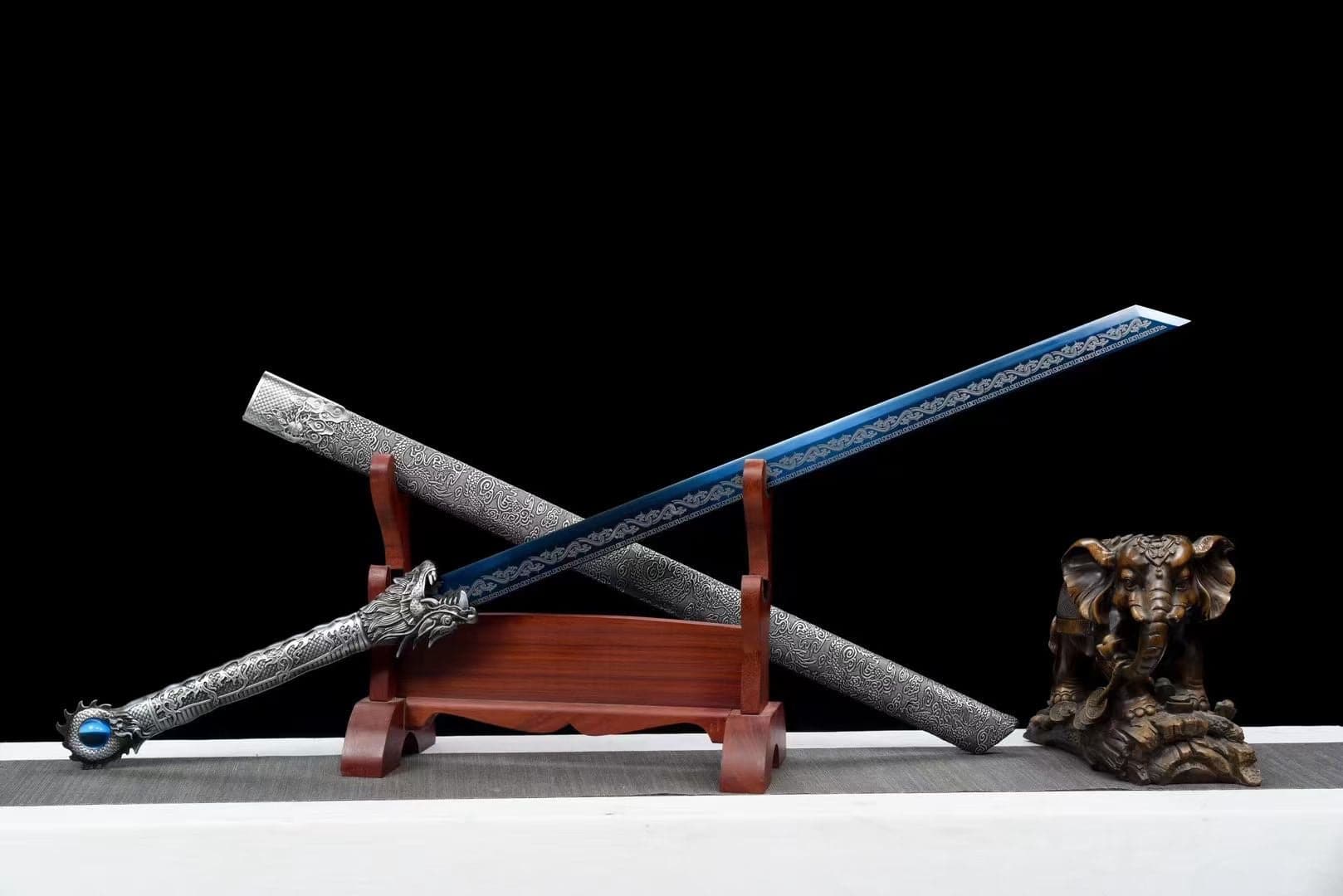 Handmade Ao Tian Manganese Steel Chinese Sword Baked blue engraving ...