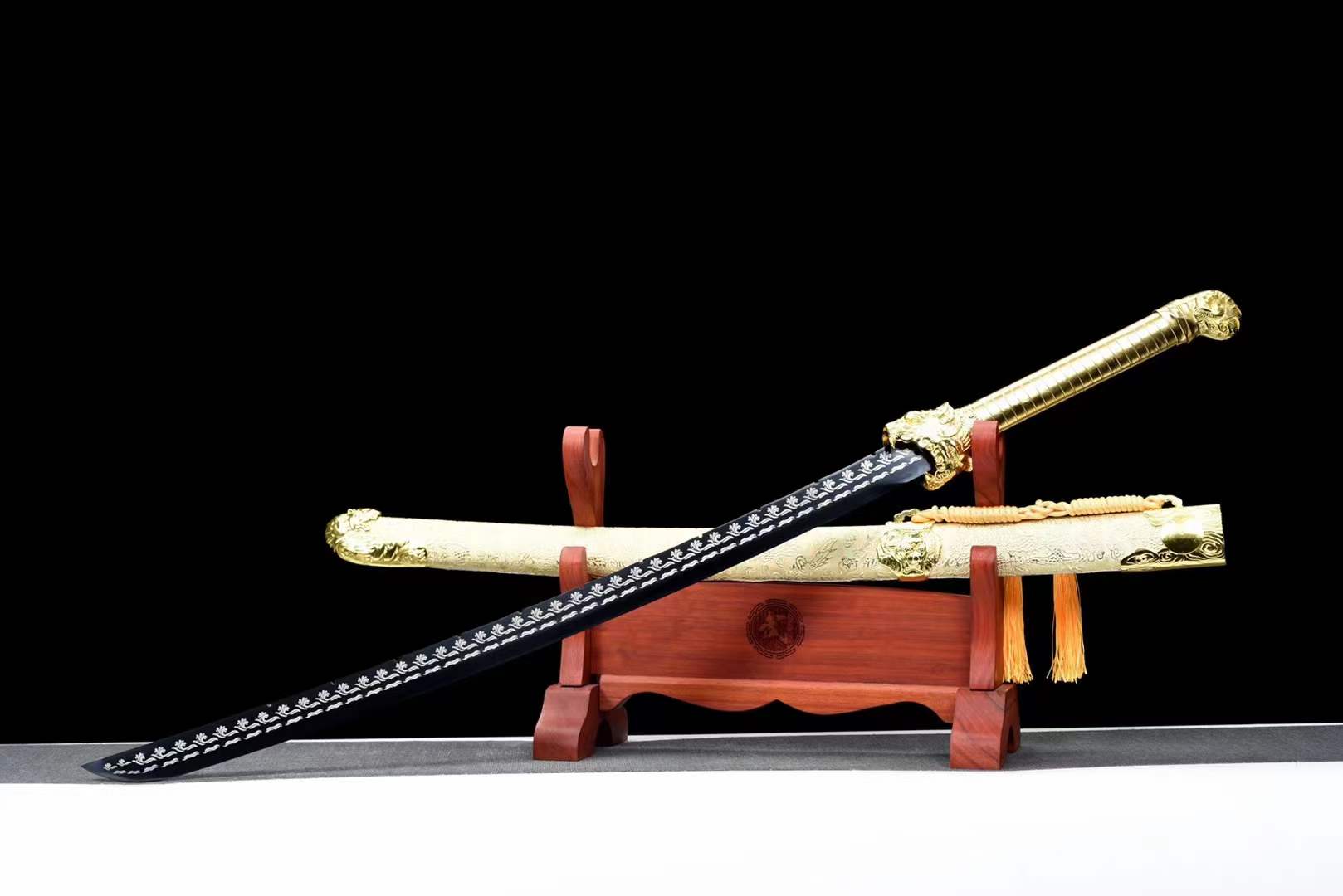 Handmade Golden Tiger Chop Chinese Sword With Golden – BoxKatana